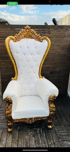 Santa Chair White | Melbourne