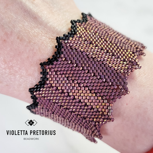 Mini Rick Rack 2-1-1 in Tea Berry | Violetta Pretorius