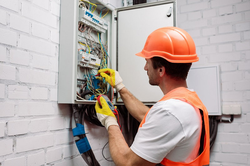Electric Panel Repair Solutions – Fixing Your Panel Safely