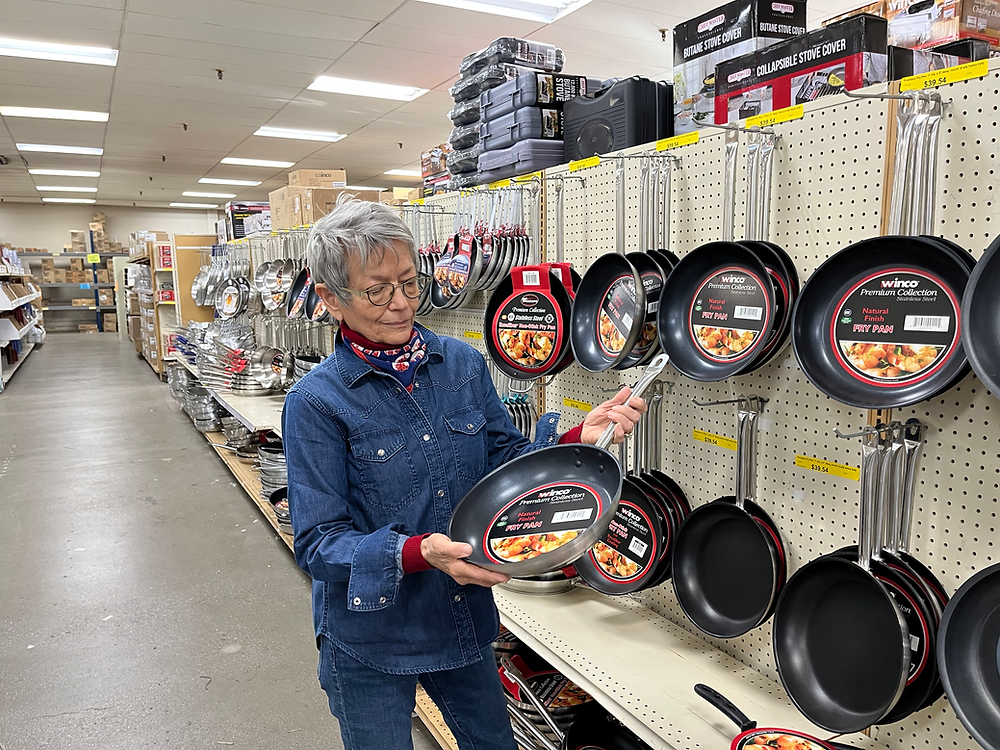 Why Home Cooks Should Shop at Restaurant Supply Stores