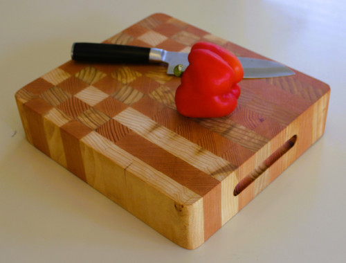 End Grain Macrocarpa and Oregon Chopping Board | Woodnbits