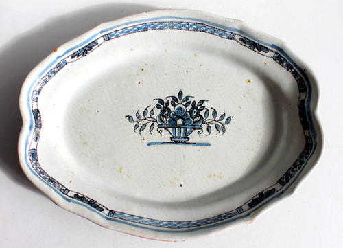 GRAND PLAT FAIENCE CUL NOIR SIGNÉ LD TERRE ÉPREUVE DU FEU AU HAVRE 18e ...