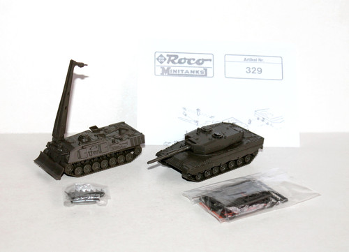 ROCO MINITANKS HO N°257 BERGEPANZER 2 + N°329 LEOPARD 2, MILITAIRE CHAR ...