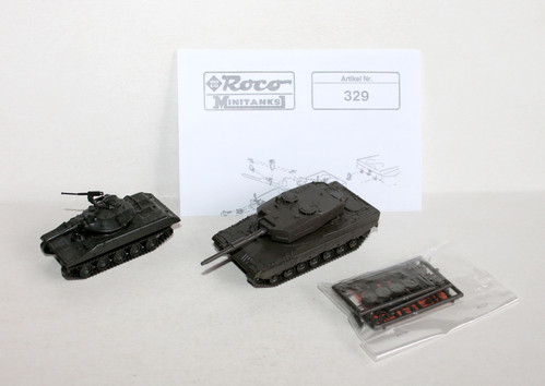ROCO MINITANKS HO N°254 SHERIDAN M551 US + N°329 LEOPARD 2 MILITAIRE ...