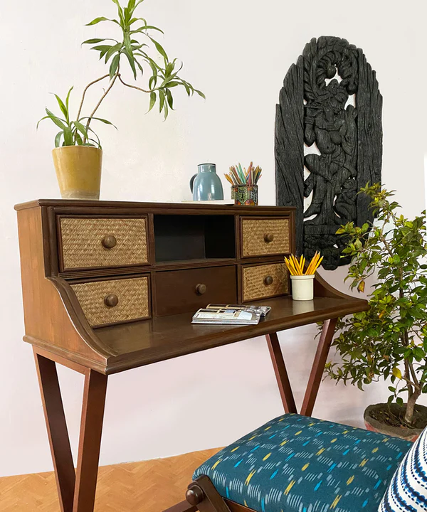 Academic Oasis Study Table | Kalki Studio