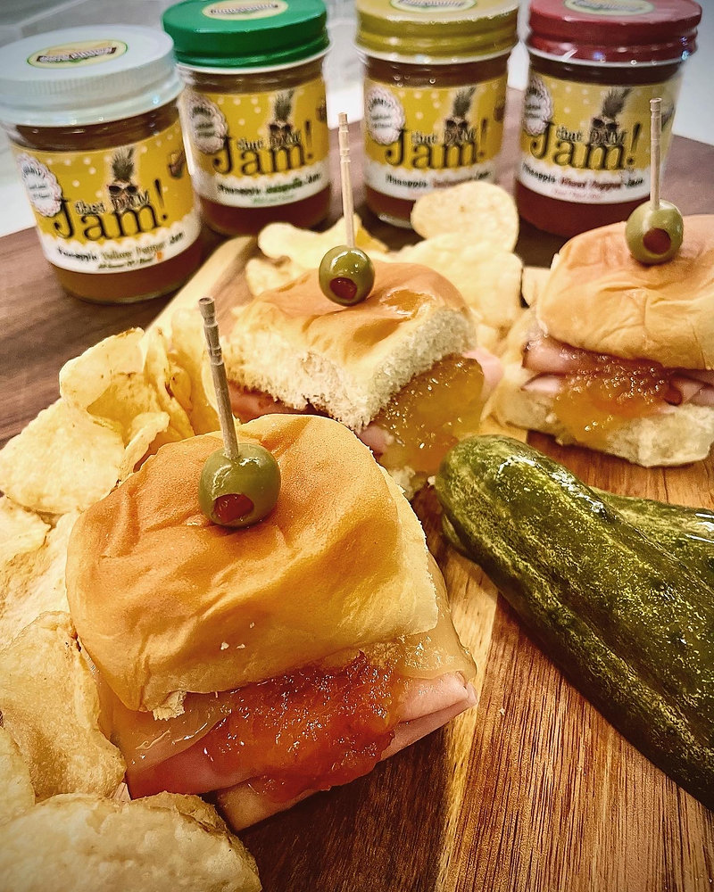 Ham N’ Cheese Sliders w/ Pepper Jelly! Perfect for Easter 🐣