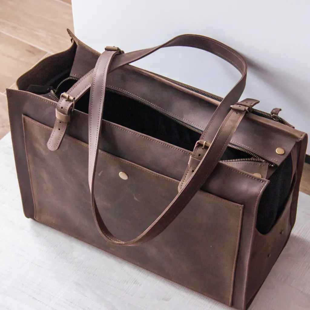 Leather Pet Carrier | Lola & Nell
