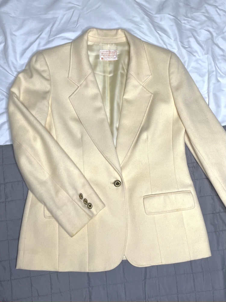 Let's style a vintage blazer for spring.