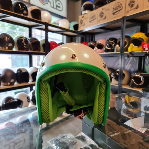 ALTRAX Lazor Pearl with Green Trim and Pads | VRM 1976