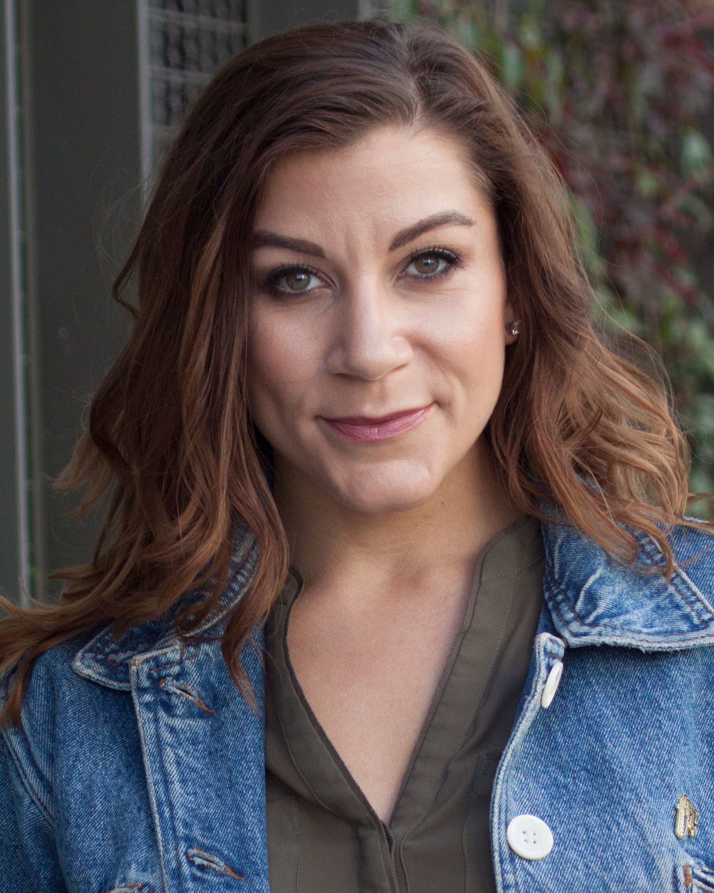 Nicole McGee - Los Angeles Actor, MUA & Model
