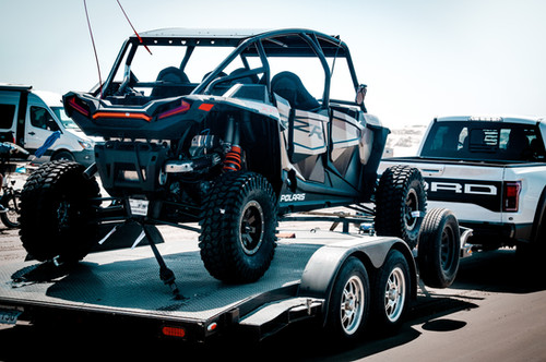 ESSENTIALS COLLECTION | Alexandra Hallman