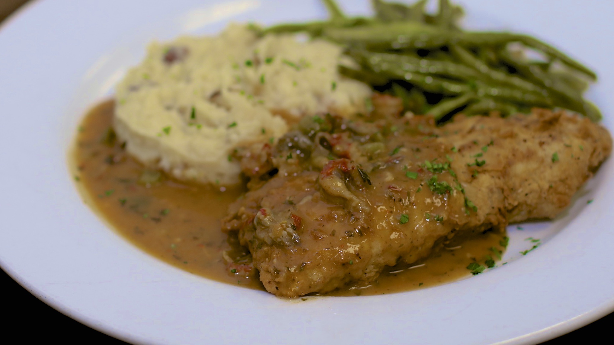 Roux & Brew Seafood and Steak House, Downtown Ponchatoula