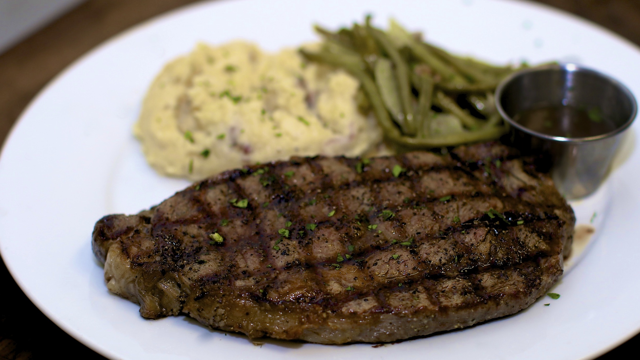 Roux & Brew Seafood and Steak House, Downtown Ponchatoula