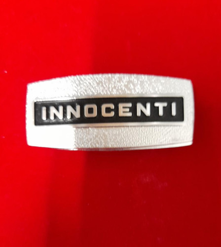 C182 'Innocenti' badge | Scooter surgery