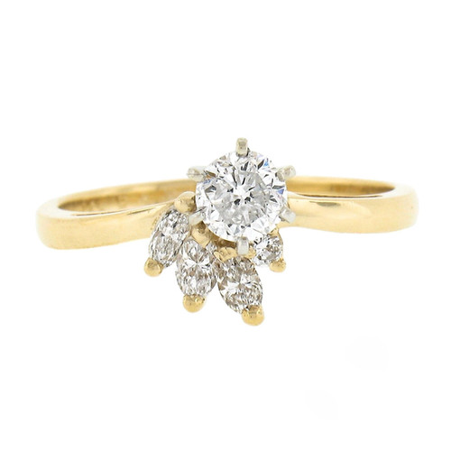 14K Yellow Gold 0.67ctw Prong Round Solitaire w/ Marquise Diamond Spray ...