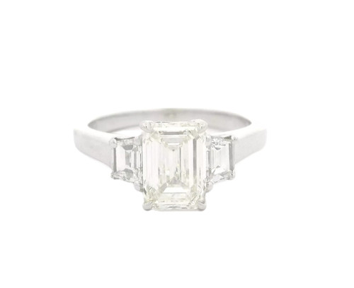 14k White Gold 2.01ctw Emerald and Trapezoid Diamond Engagement Ring ...