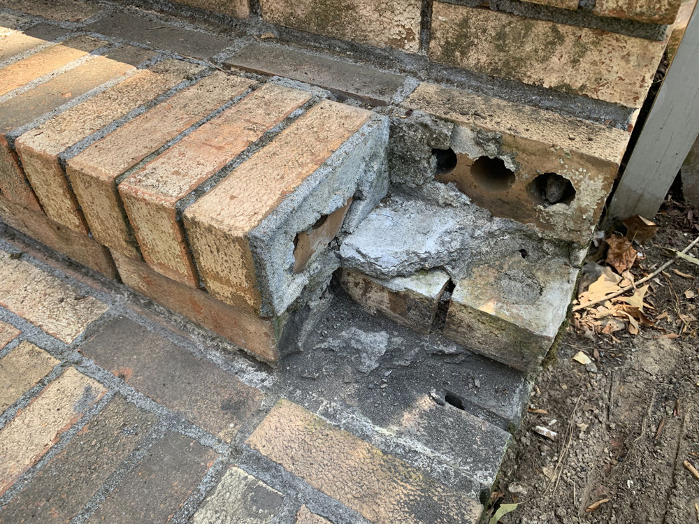 How to Repair Brick Steps, Step by Step