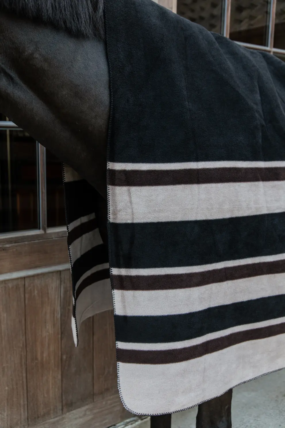 Kentucky Heavy Fleece Rug Square Stripes Brown | Mule Hesteutstyr