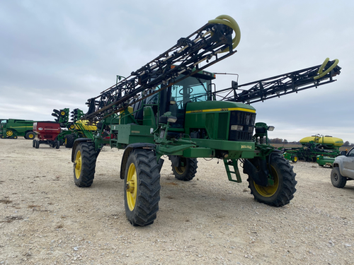 JOHN DEERE 4700 SPRAYER | SHLUDWIG FARM EQUIPMENT LLC