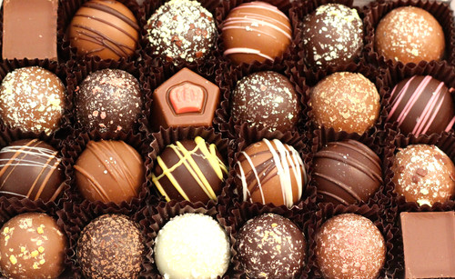 Medium Truffle Gift Box-24 Pieces | varsanoschocolate
