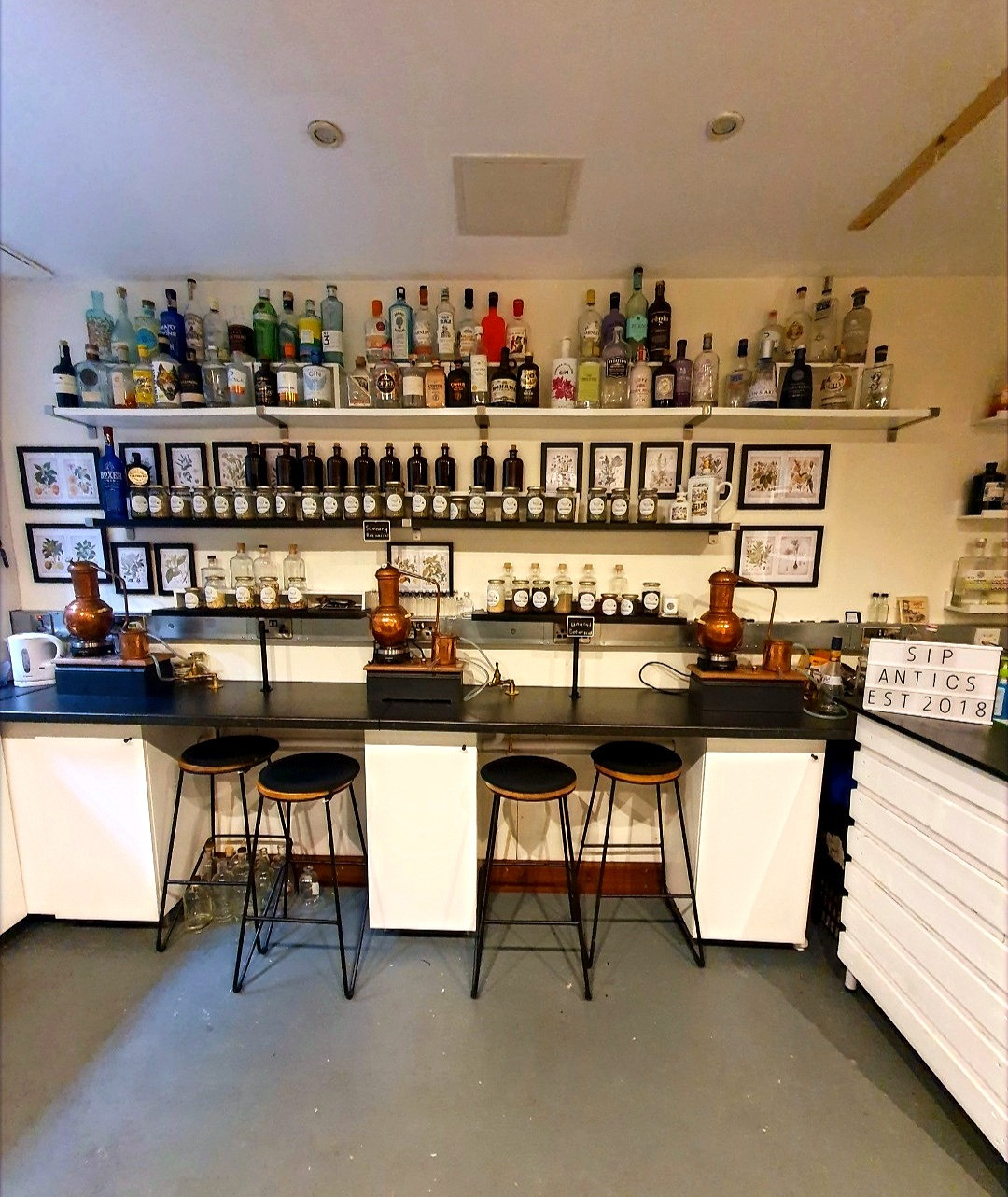 Distill Your Own Gin, Rum or Agave Experience in Edinburgh - Create a ...