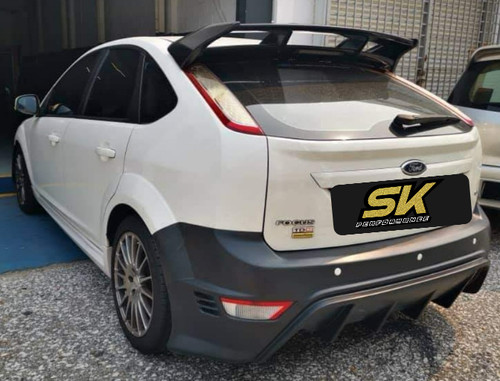 Ford Focus XR5 MK2 08-11 RS Style Rear Bumper | SK Performance