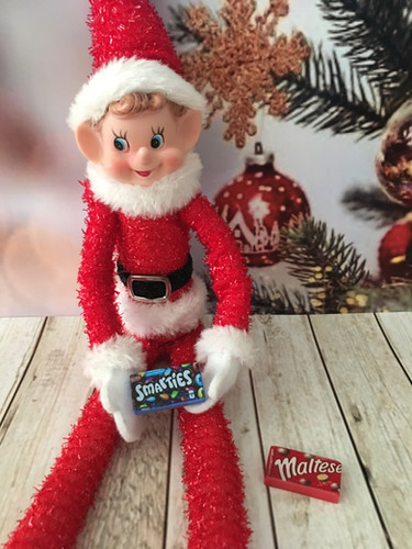 Elf sized smarties / mateasers / bueno | sistersdreaming