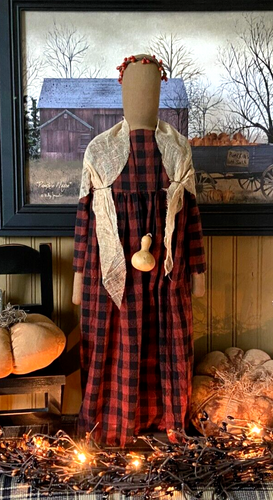 Handcrafted Faceless Prairie Doll | N.E. Country Barn