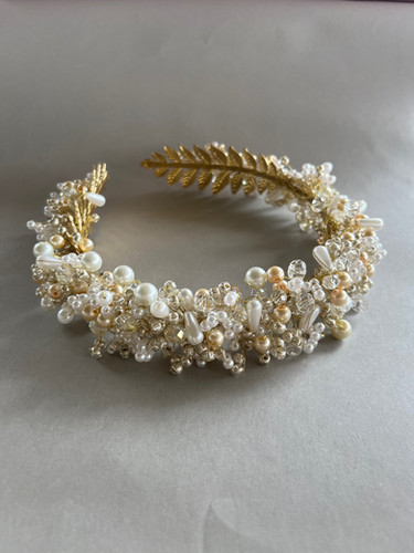 CINTILLO DE PERLAS Y CRISTALES | claraflor