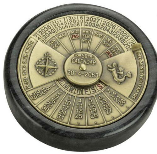 50-Year Calendar Rental | LA VIE POSH