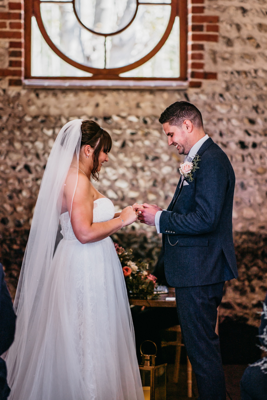 5 Reasons why you need a second shooter for your wedding day