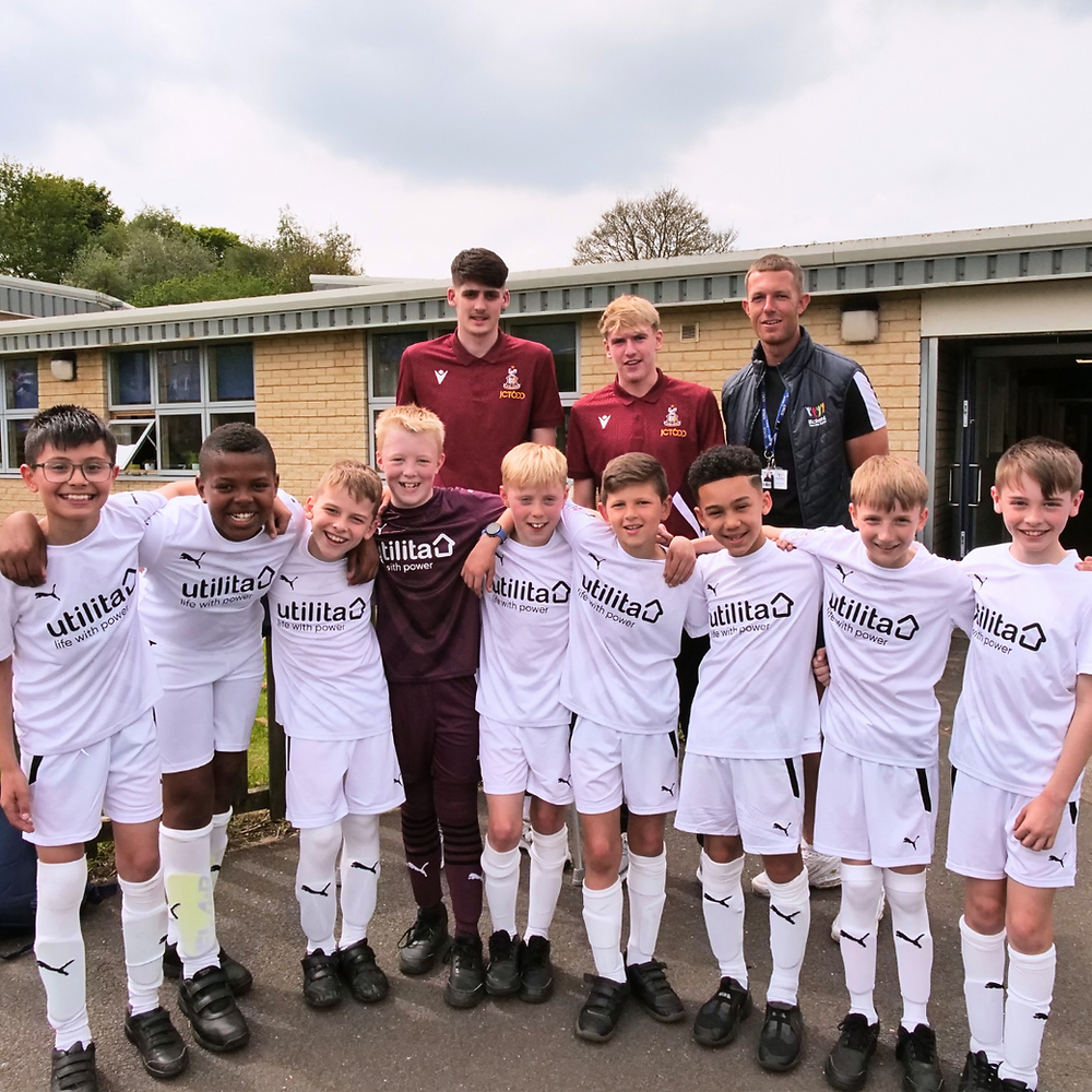 City stars visit local school to wish them luck ahead of Wembley final