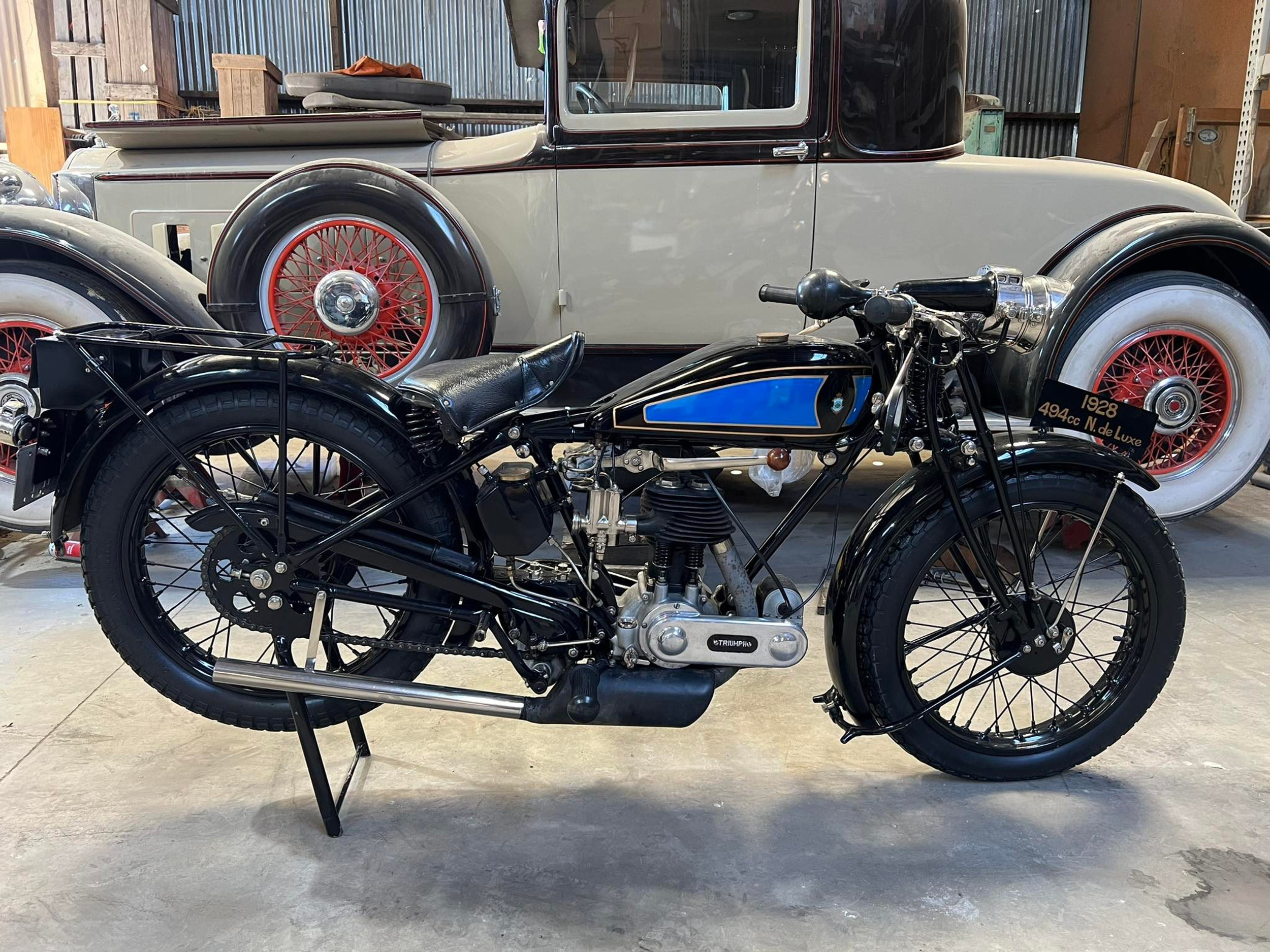 1928 Triumph | Unique Rentals