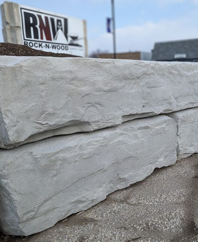 Grand Ledge Wall Limestone | rocknwood.com Retail