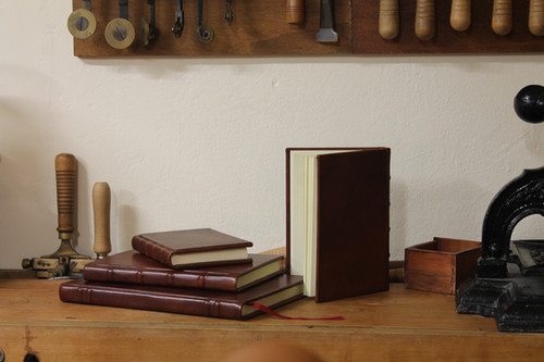 White Book (All Leather) | Legatoria Abacus