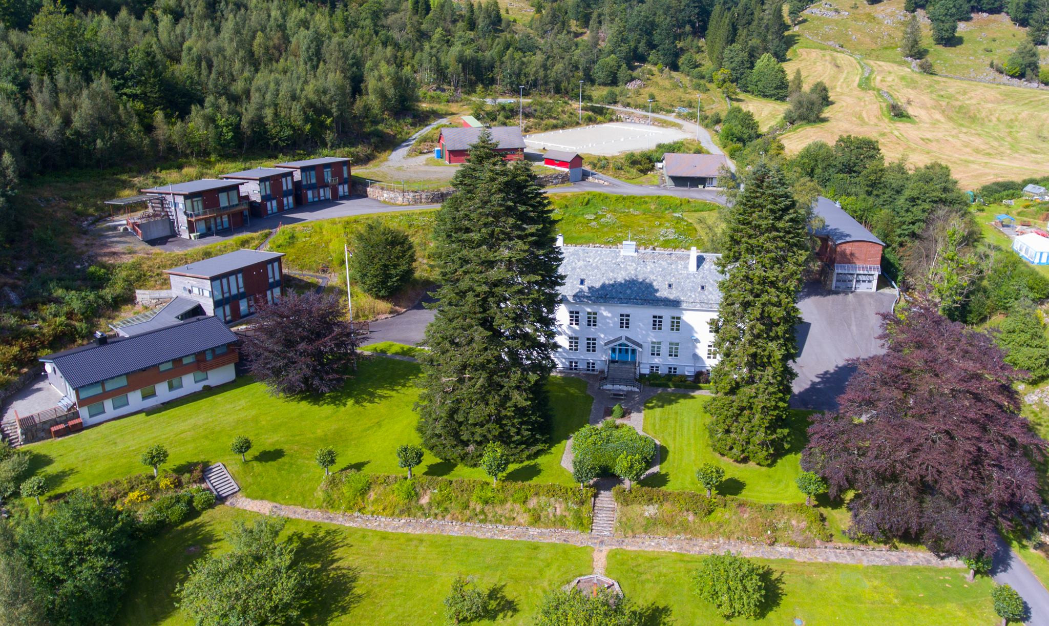 Home | Skåland Gjestegård