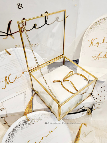 Gold Square Glass Ring Box (M) | Dreamweavers