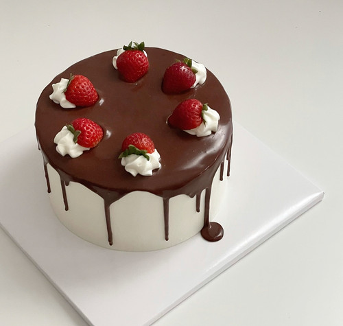 Chocolate Strawberry | Harucake