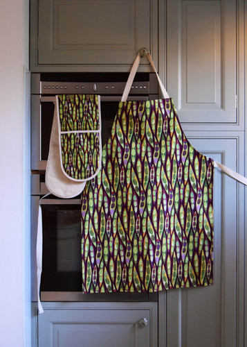Runner Beans Apron | Freya Snow