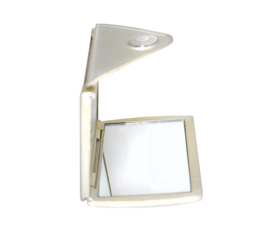 BEAUTY | the-catalog-shopper