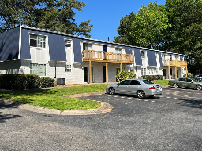 1, 2 Bedroom Apartment Homes, Atlanta GA | The Oaks at Summerview