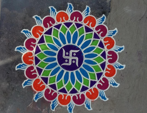 Swastik design wooden frame stencil 9/10 inch | meArtist