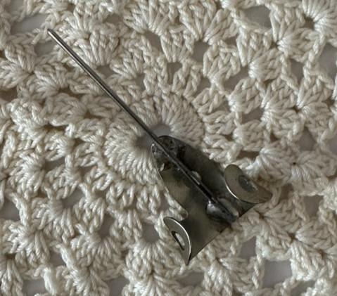 The CAT CLAW - A versatile needle work tool | The Old Sewing Shop