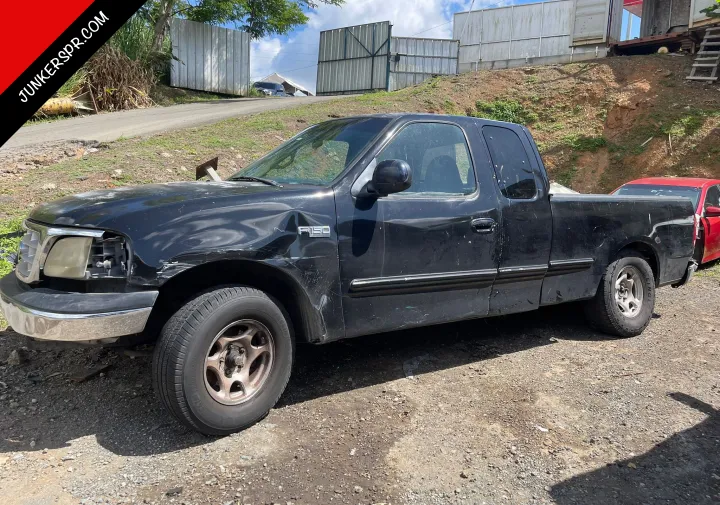 Junker Correa | Ford