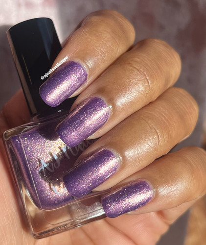 Hidden Treasure | AJ Nails Collection