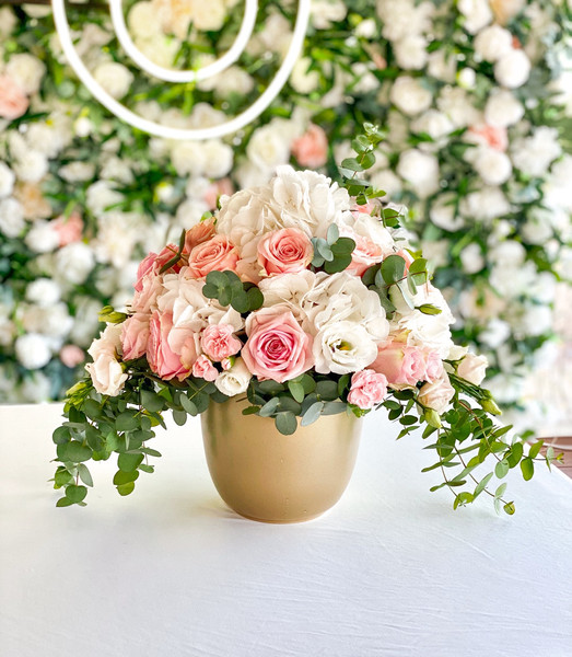 Flowers by Phyllis | Flowers Delivery Malta | Local Florist