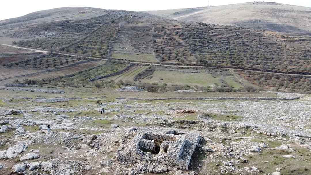 40-year-old odyssey uncovers original ‘Home of God’ at Mount Ebal