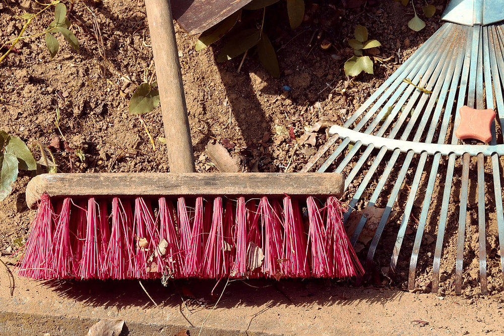 Step-by-Step Guide: How to Use a Landscape Rake for a Perfect Outdoor ...
