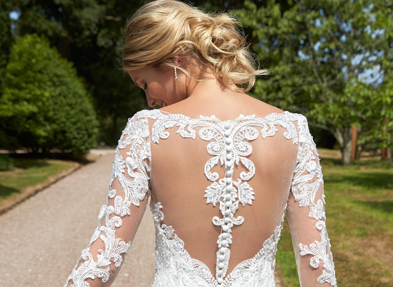 Bridal Gown | Wedding Dreams By Lisa | England