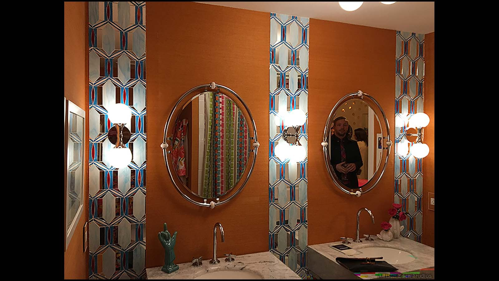 Kelly GoLightly's Modernism Week Bath by Allison Eden Studios